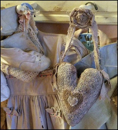 Primitive Punch Needle Hearts Valentine Mat Tattered Flower Miniature ...