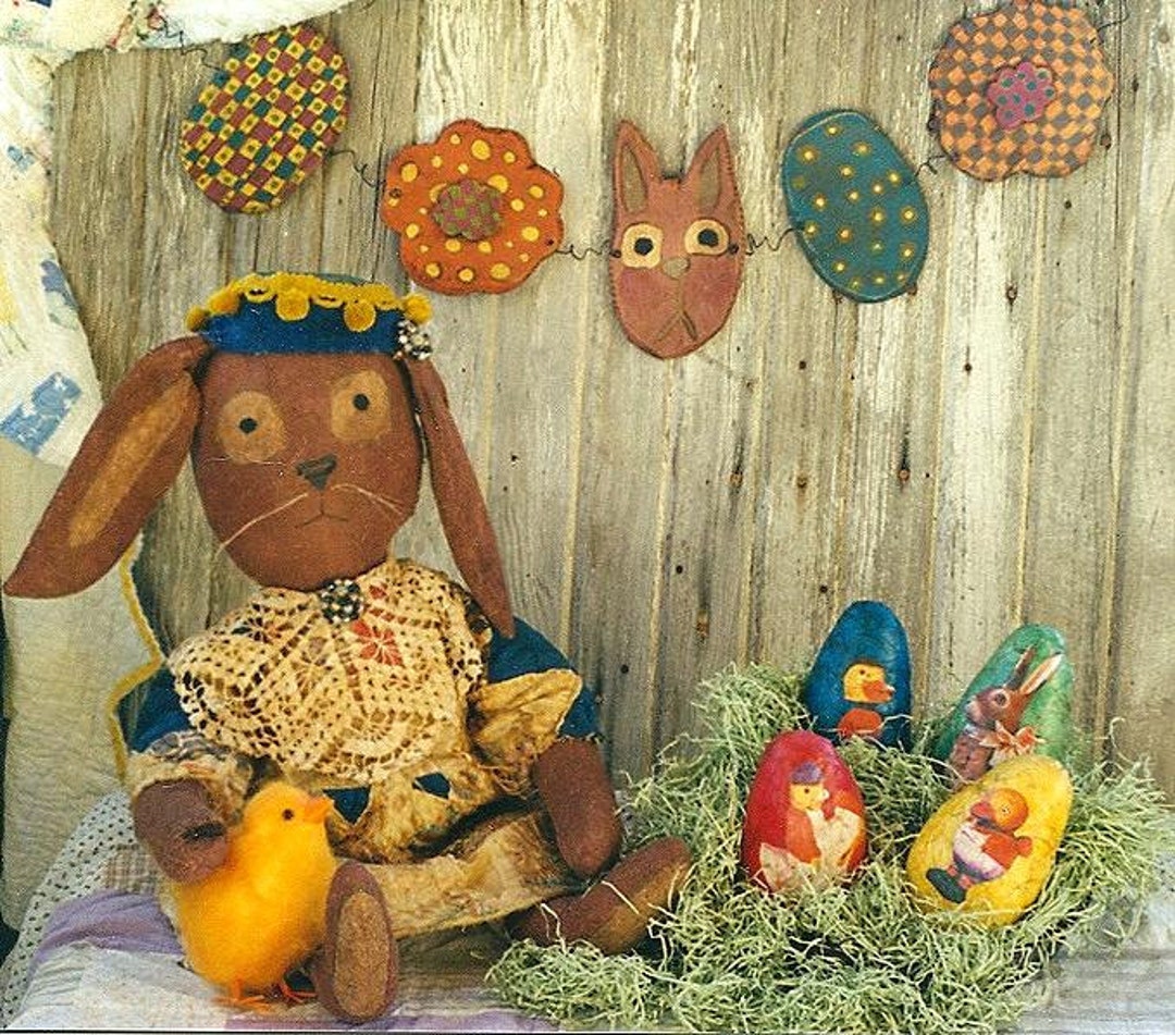 Primitive Rabbit Bunny Pattern Easter Eggs Wood Swag Garland Spring ...
