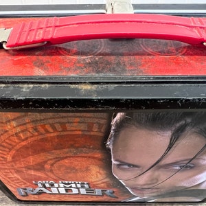 Laura Croft Tomb Raider Lunchbox and Thermos 2001 NECA Limited Edition ...