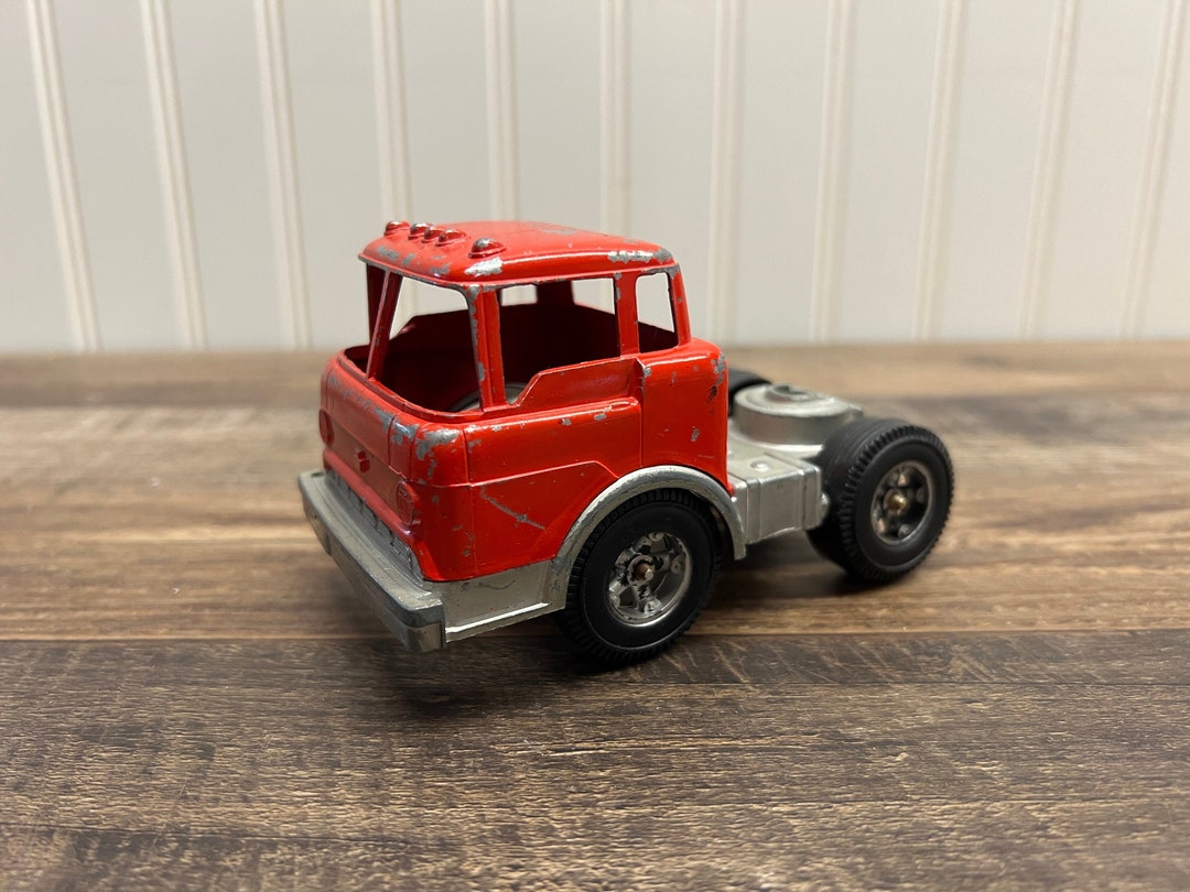 Hubley Ford COE Semi Truck – 1960s Vintage Die-cast Metal Tractor ...