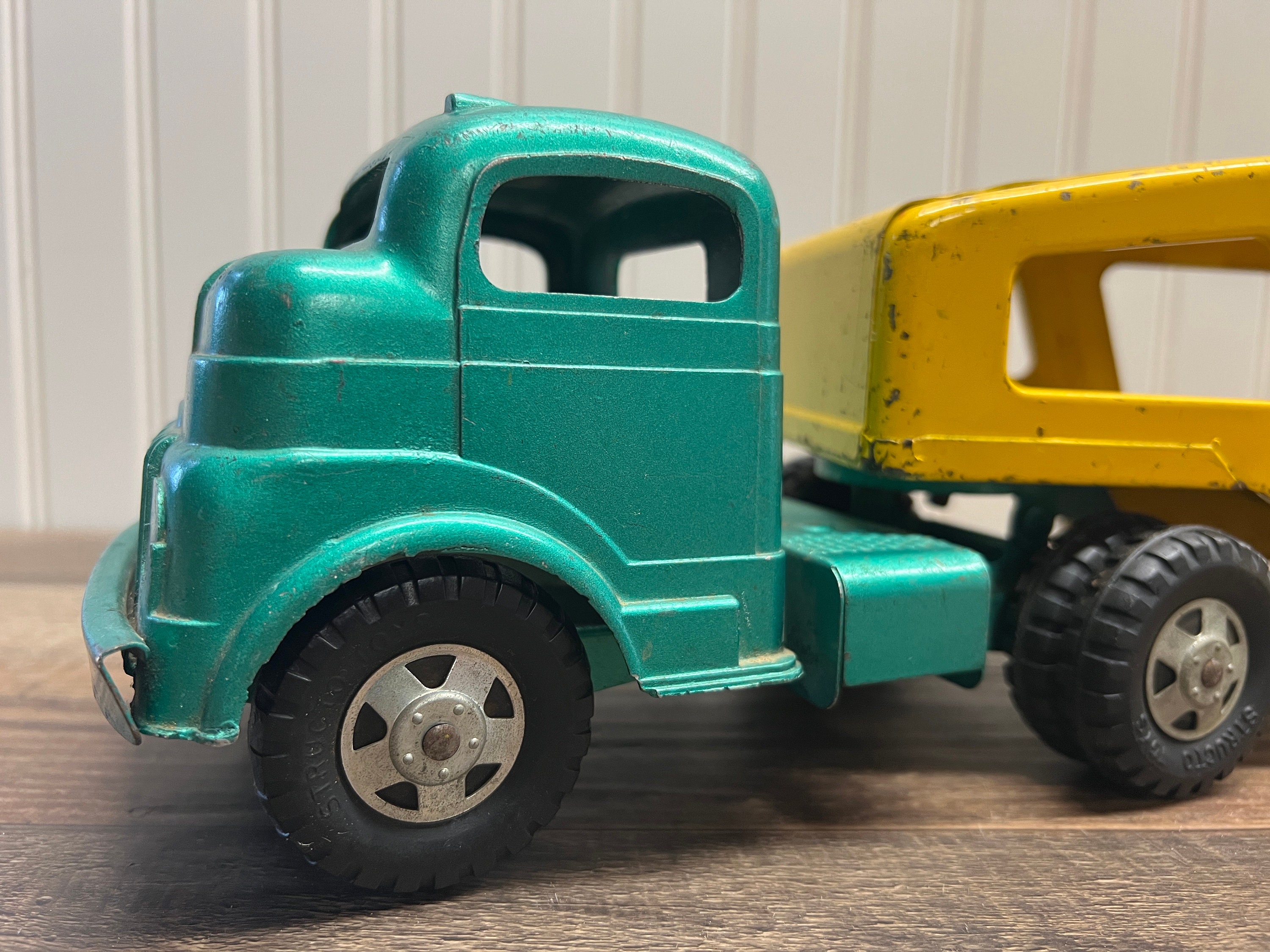 Structo Vintage Truck Auto Transport Car Hauler Truck Car Carrier ...