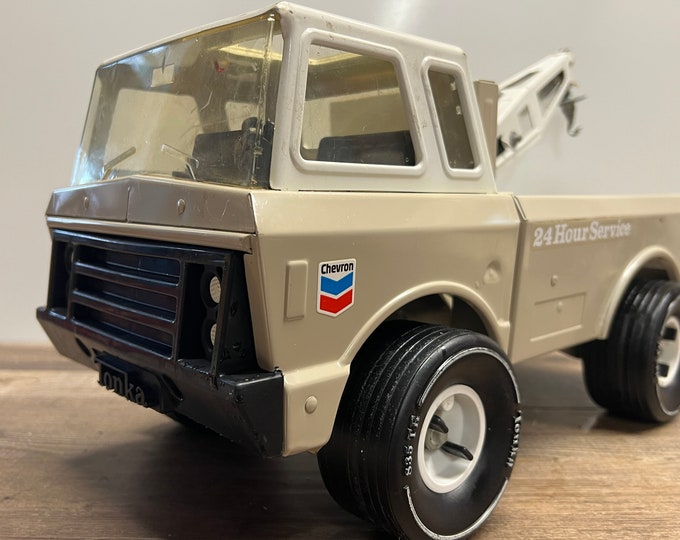 Tonka Tow Truck 1970s Chevron Wrecker 24 Hour Service Tonka Emergency ...