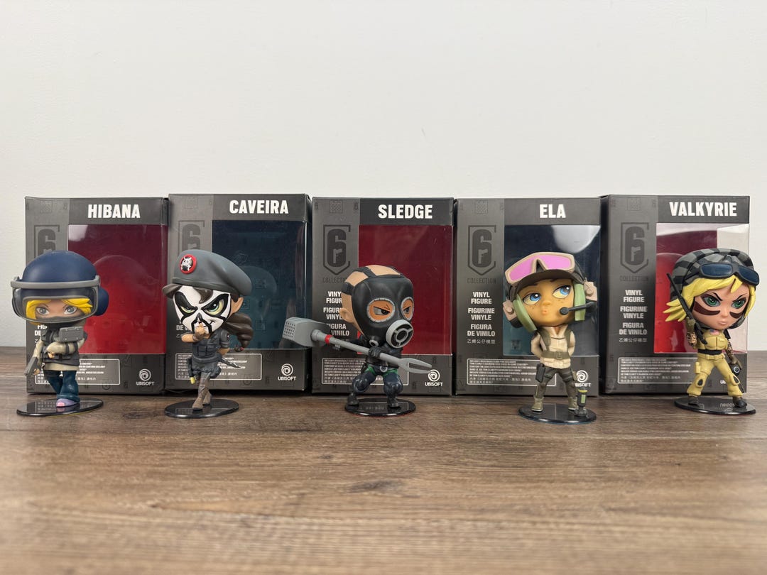 Rainbow Six Figures Ubisoft Set of Five Figures Hibana Sledge Ela ...