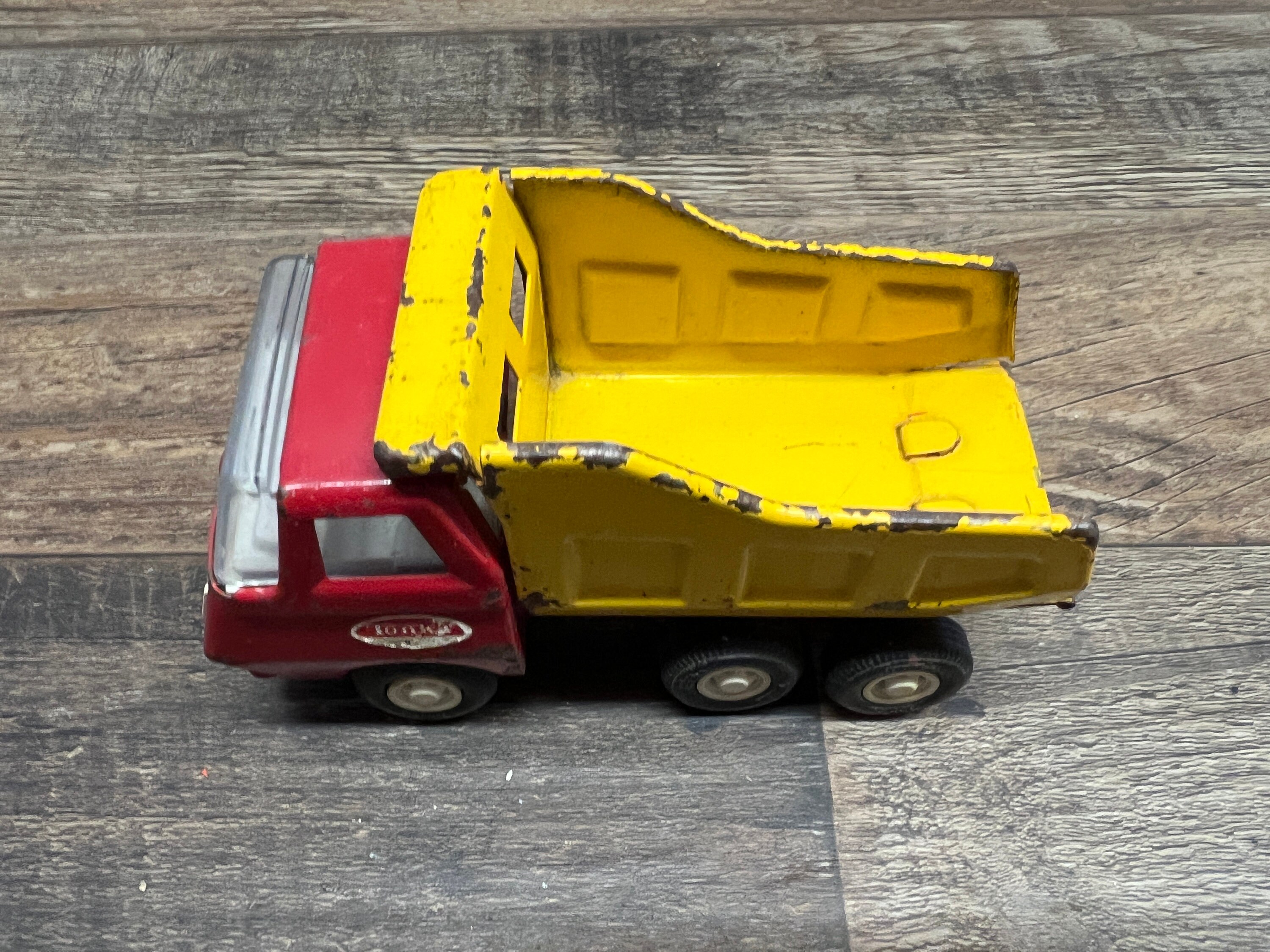 Tonka Mini Dump Truck Red and Yellow Pressed Steel 1970's 5 Inch ...