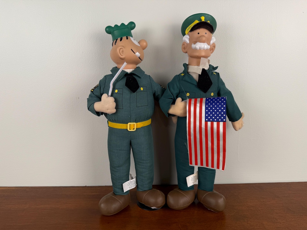Beetle Bailey & General Halftrack 15" Plush – 2000 Toy Works – Plastic ...