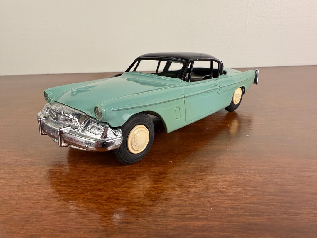Vintage 1950s AMT Studebaker Commander Dealer Promo Friction Car ...