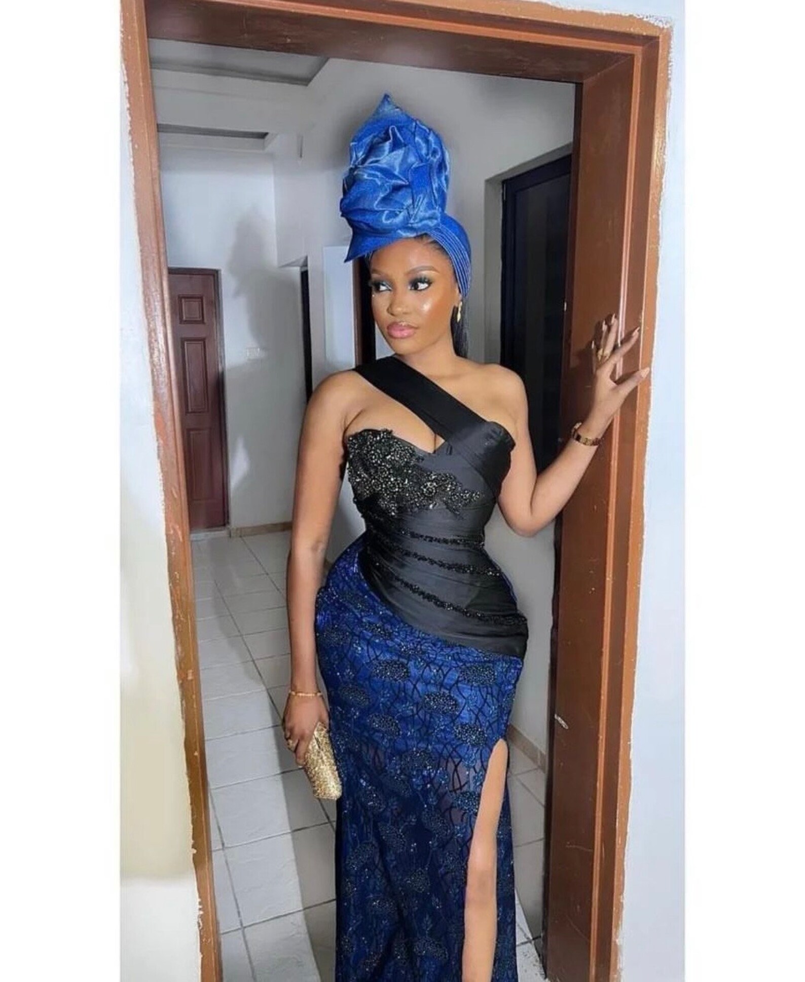 Latest Nigeria & Africa Lace Dress. Mermaid Asoebi Dress/iso Ebo ...