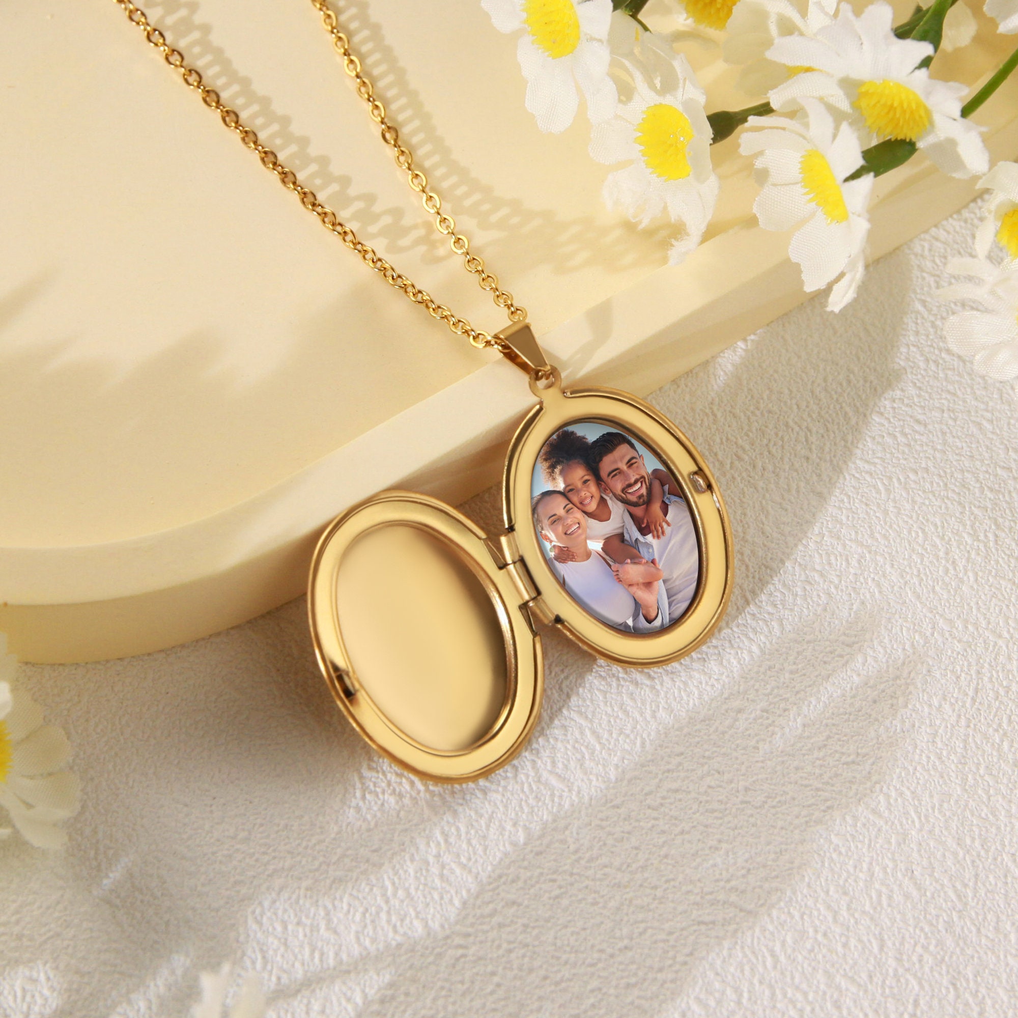 Locket Necklace With Photo • Vintage Locket Necklace • Custom Engraved ...
