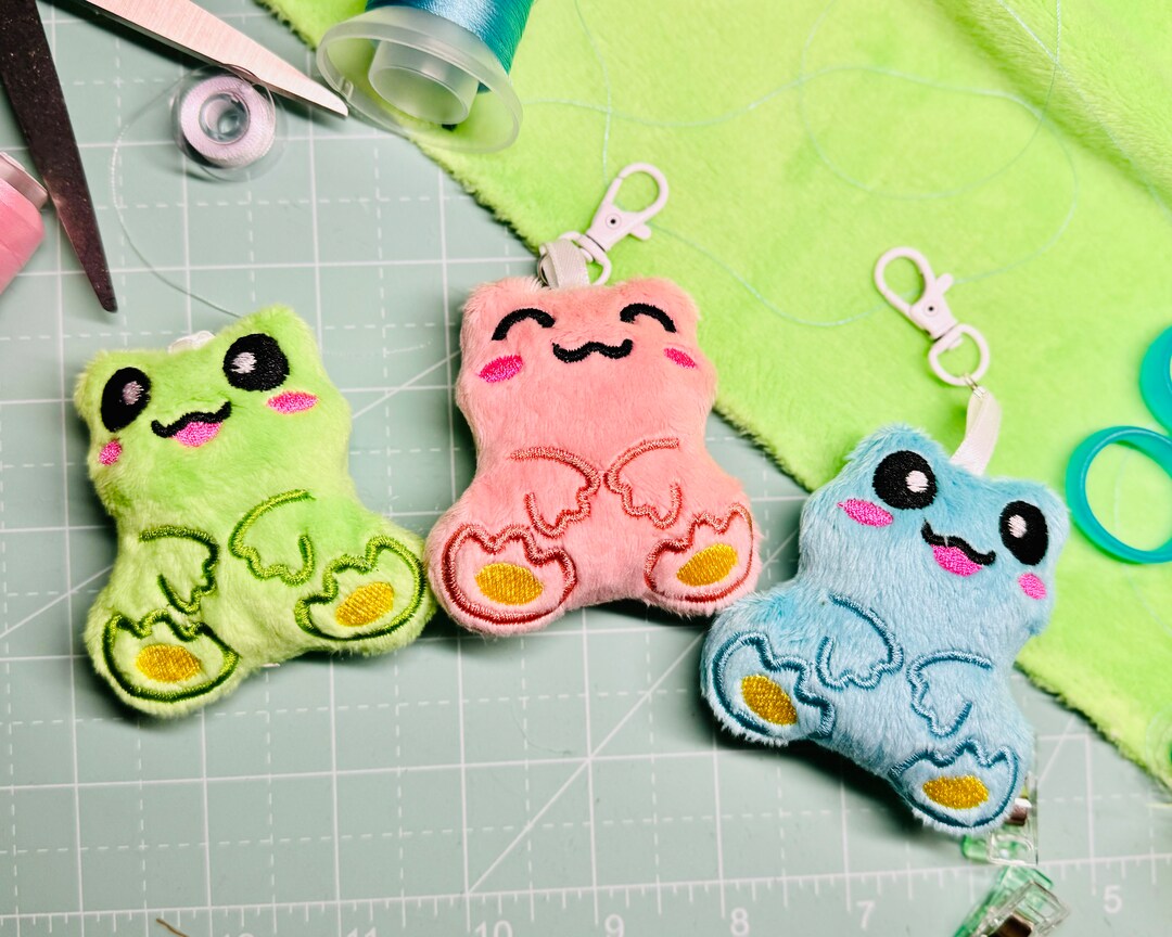 Cute Frog Plush Keychain Garden Frog Cottagecore Kawaii Plush Keychain ...