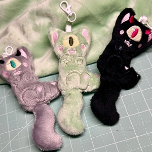 Alien Kitty Plush Keychain Cyclops Kawaii Weirdcore - Customizable - Etsy
