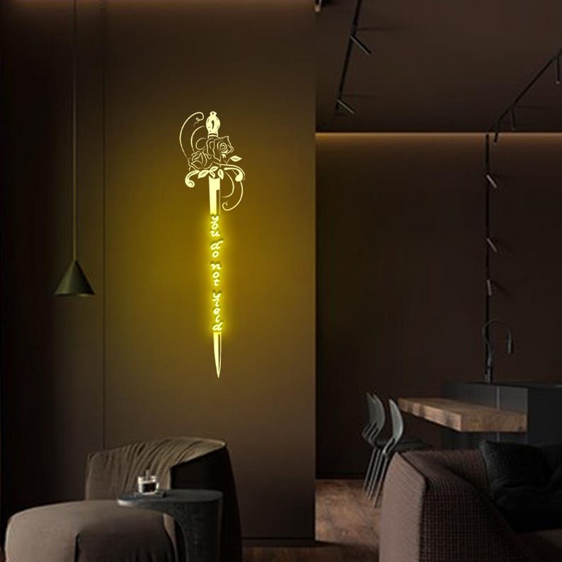 You Do Not Yield Neon Sign, Bookish Neon, Throne of Glass, Kingdom of ...
