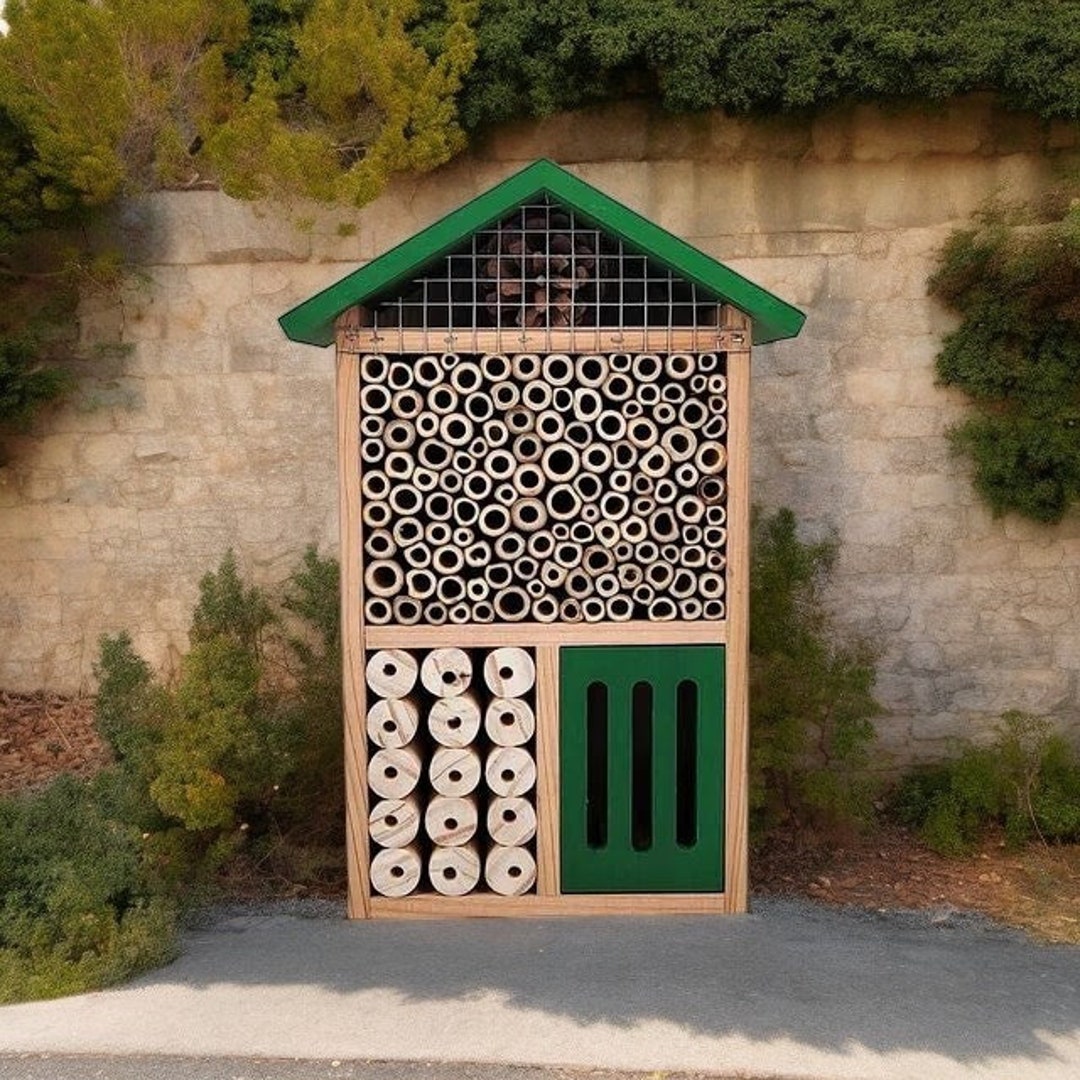 Sunny Pollinator Hotel Multi Room House Leaf Cutter & Mason Bees Insect ...