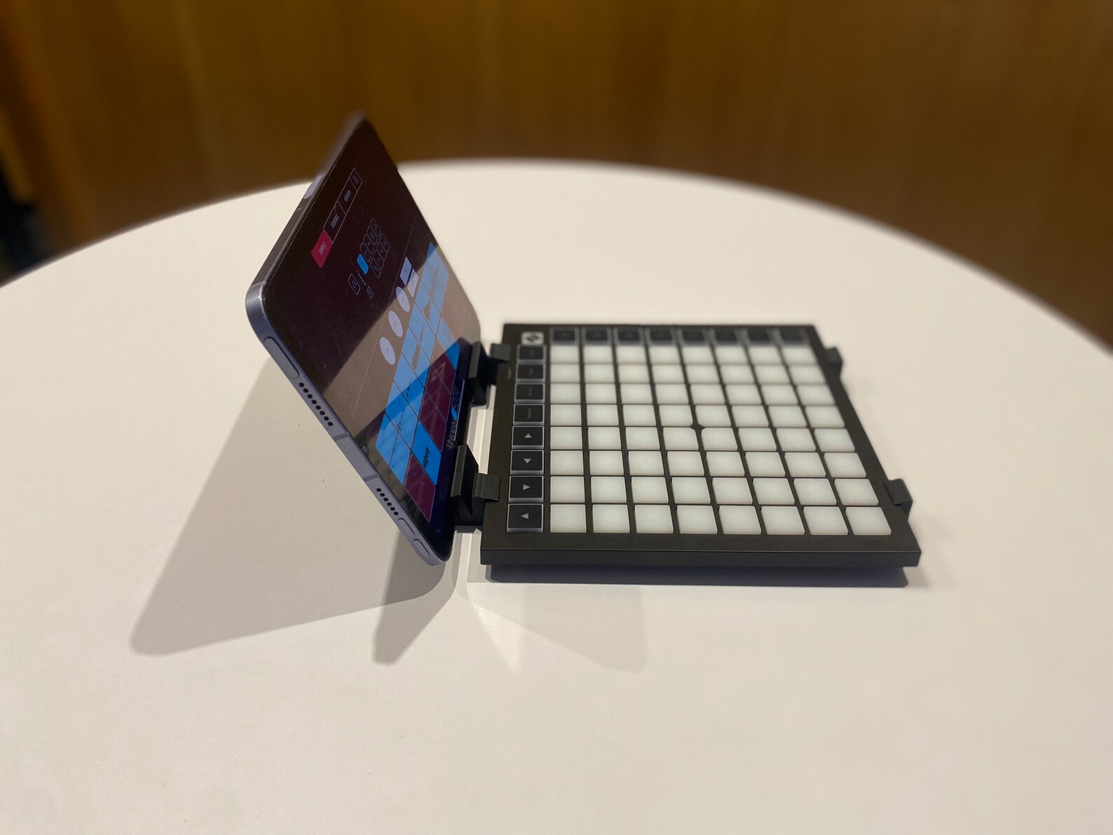 Clip Stand Holder for Launchpad Mini MK3 Attach Your iPad Tablet ...