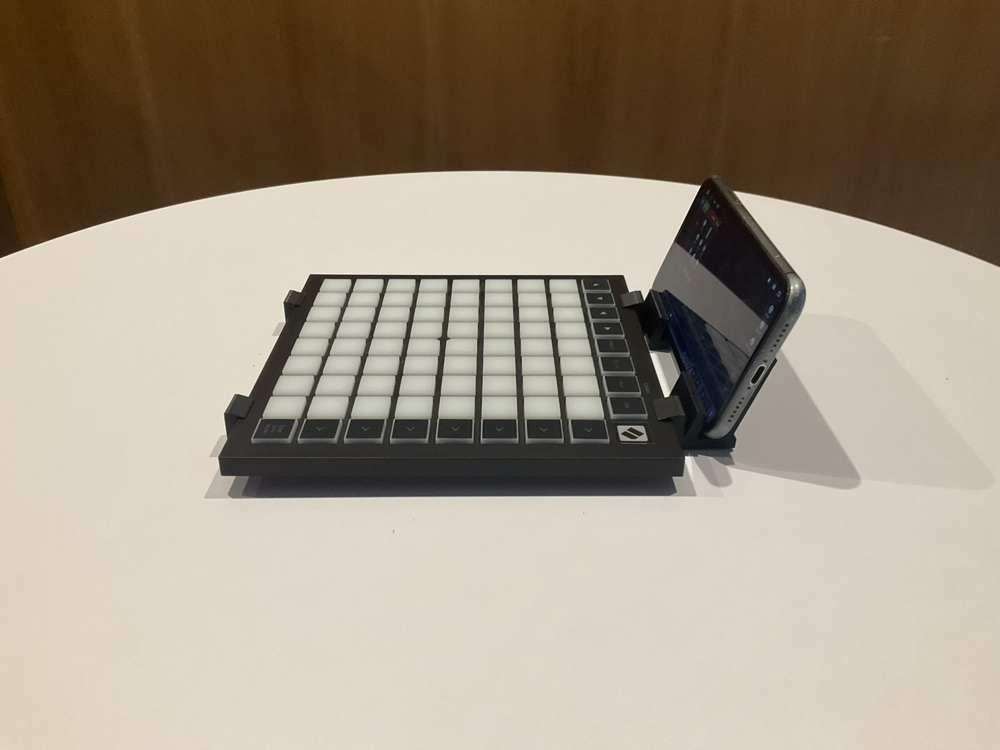 Clip Stand Holder for Launchpad Mini MK3 Attach Your iPad Tablet ...