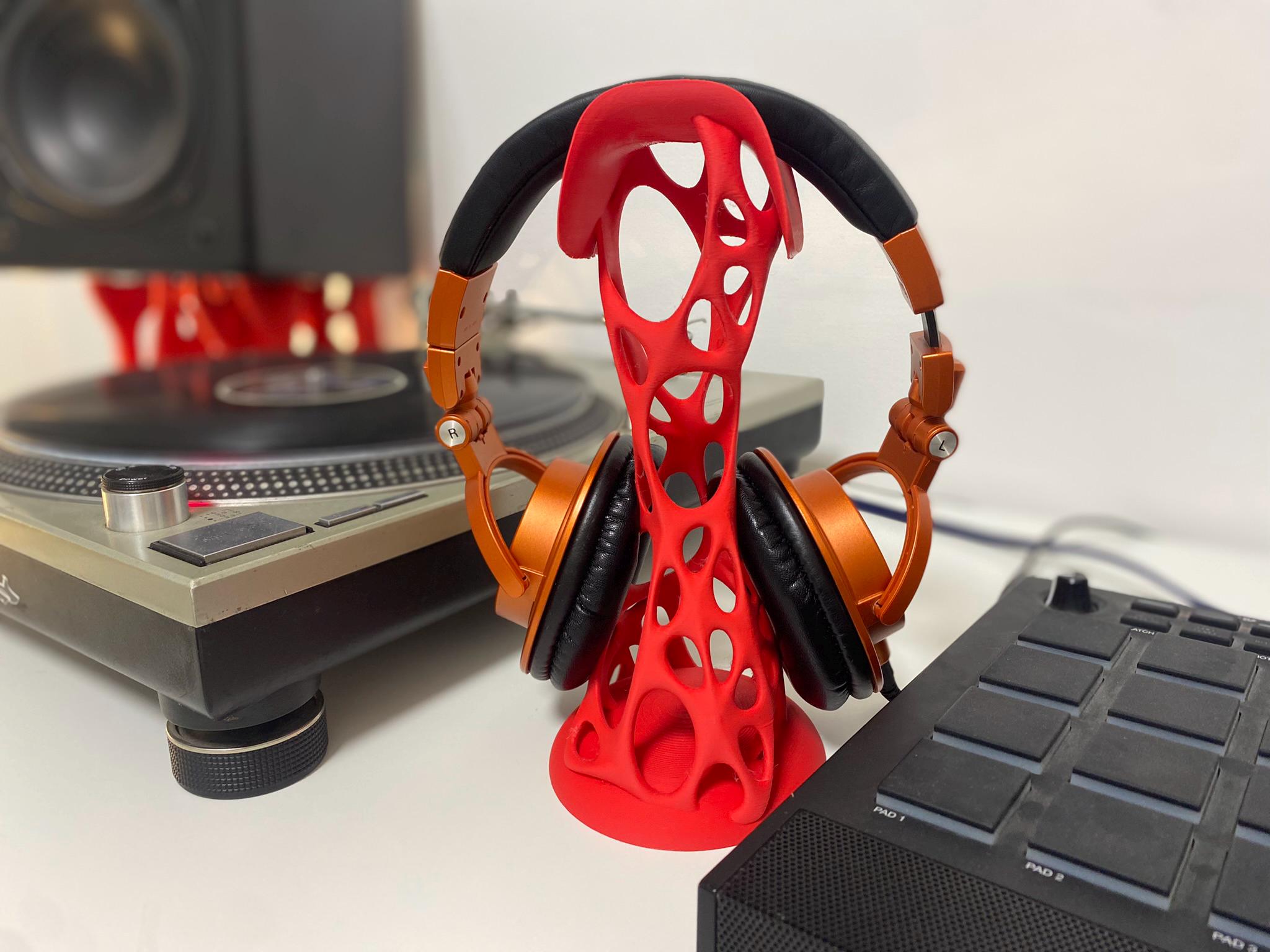 3d-printed Headphone Stand – Modern Abstract Design for Desk and Studio ...