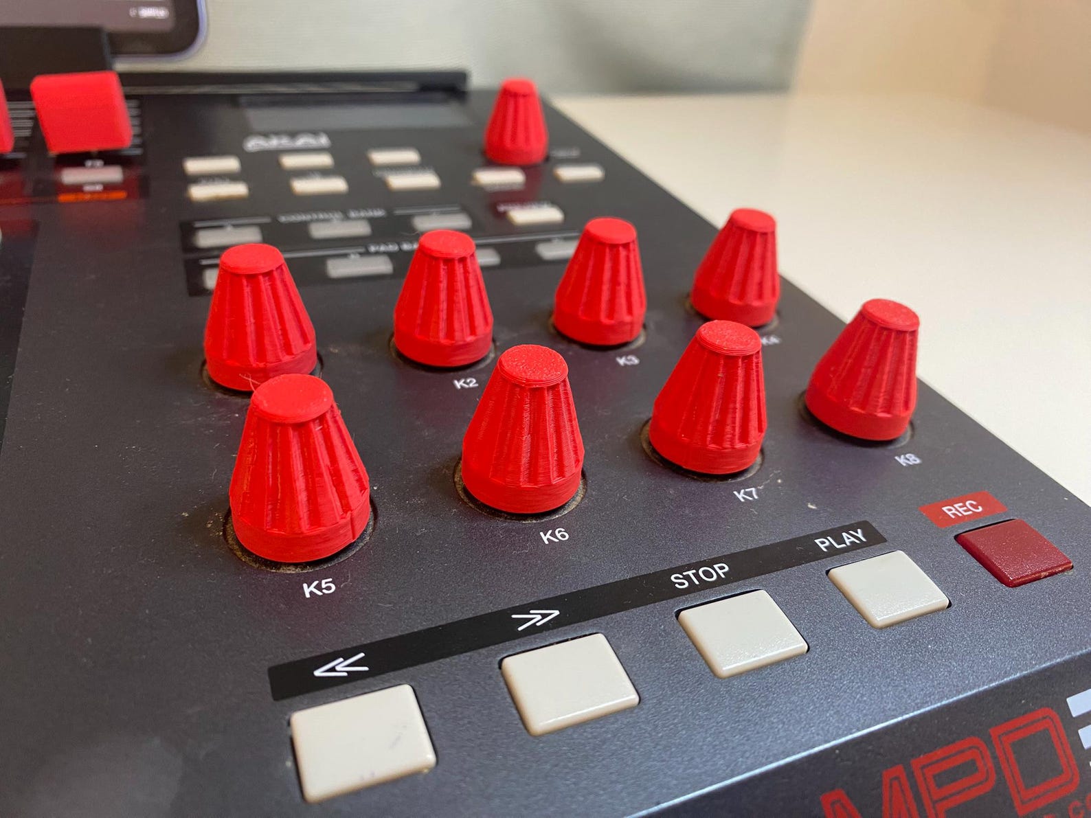 Custom 3d-printed Knobs (set of 5) for 6mm Pots – Fits Akai MPC, Roland ...