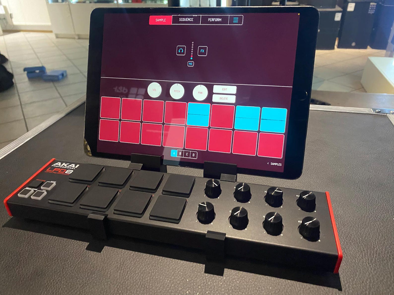 Clip Stand Holder for AKAI LPD8 Attach Your iPad Tablet / iPhone ...