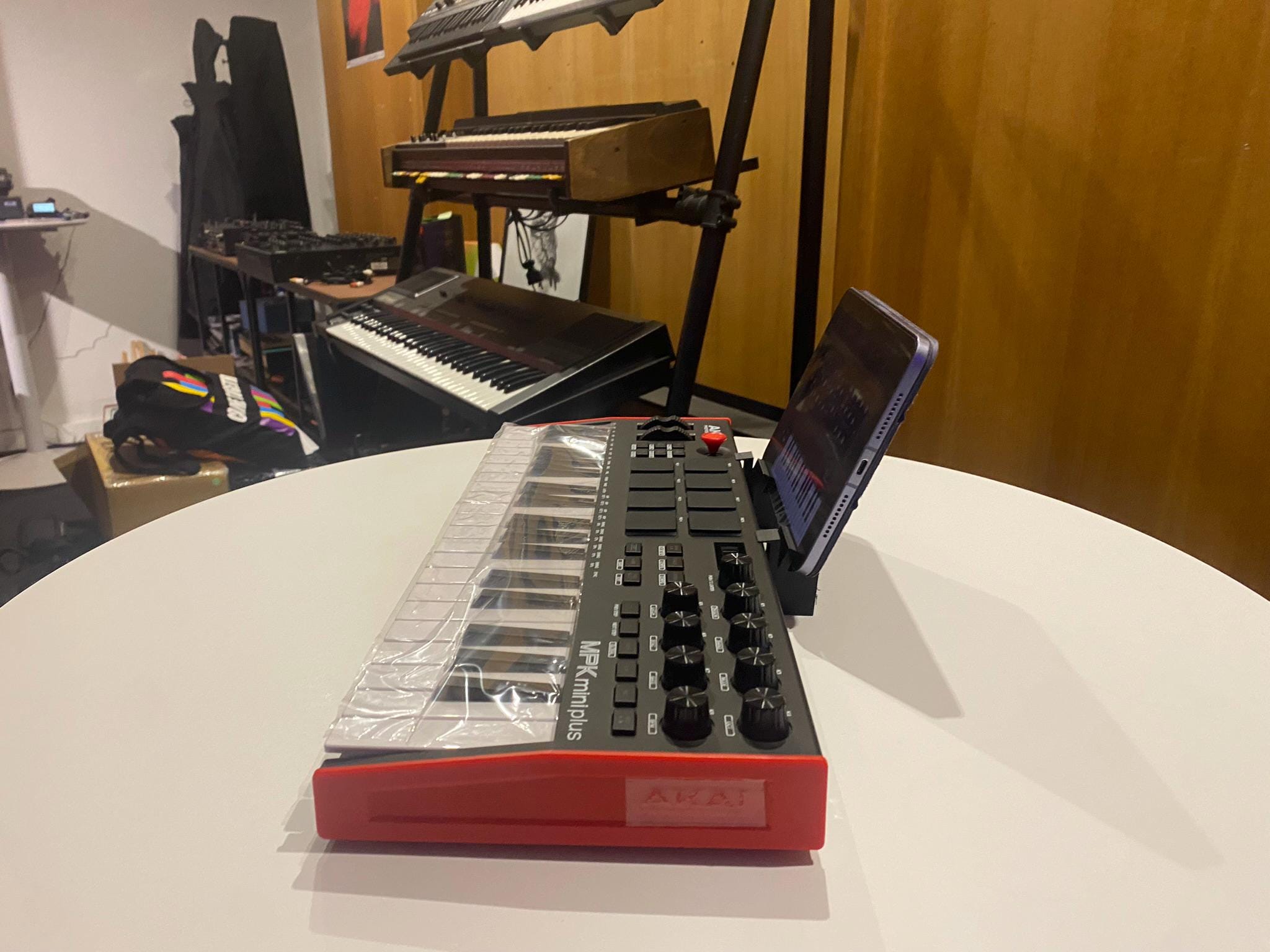 Clip Stand Holder for Akai MPK Mini Plus Attach Your iPad Tablet ...
