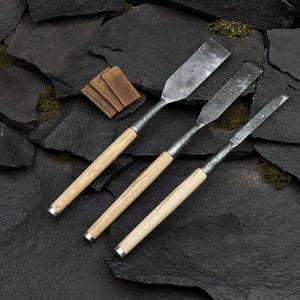 Timber Chisels - 52100 Carbon Steel Blades, Ash Wood Handles, Leather ...