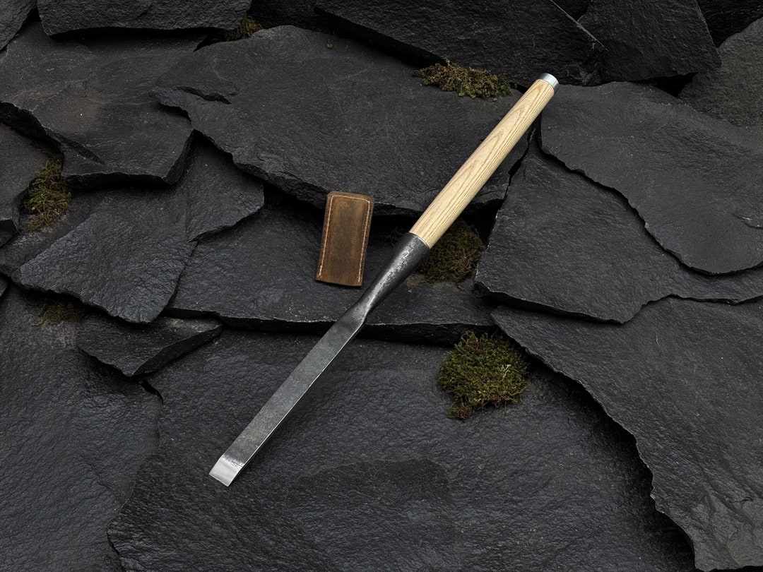 Premiumforge Slick Chisel 52100 Carbon Steel Blade, Ash Wood Handle ...