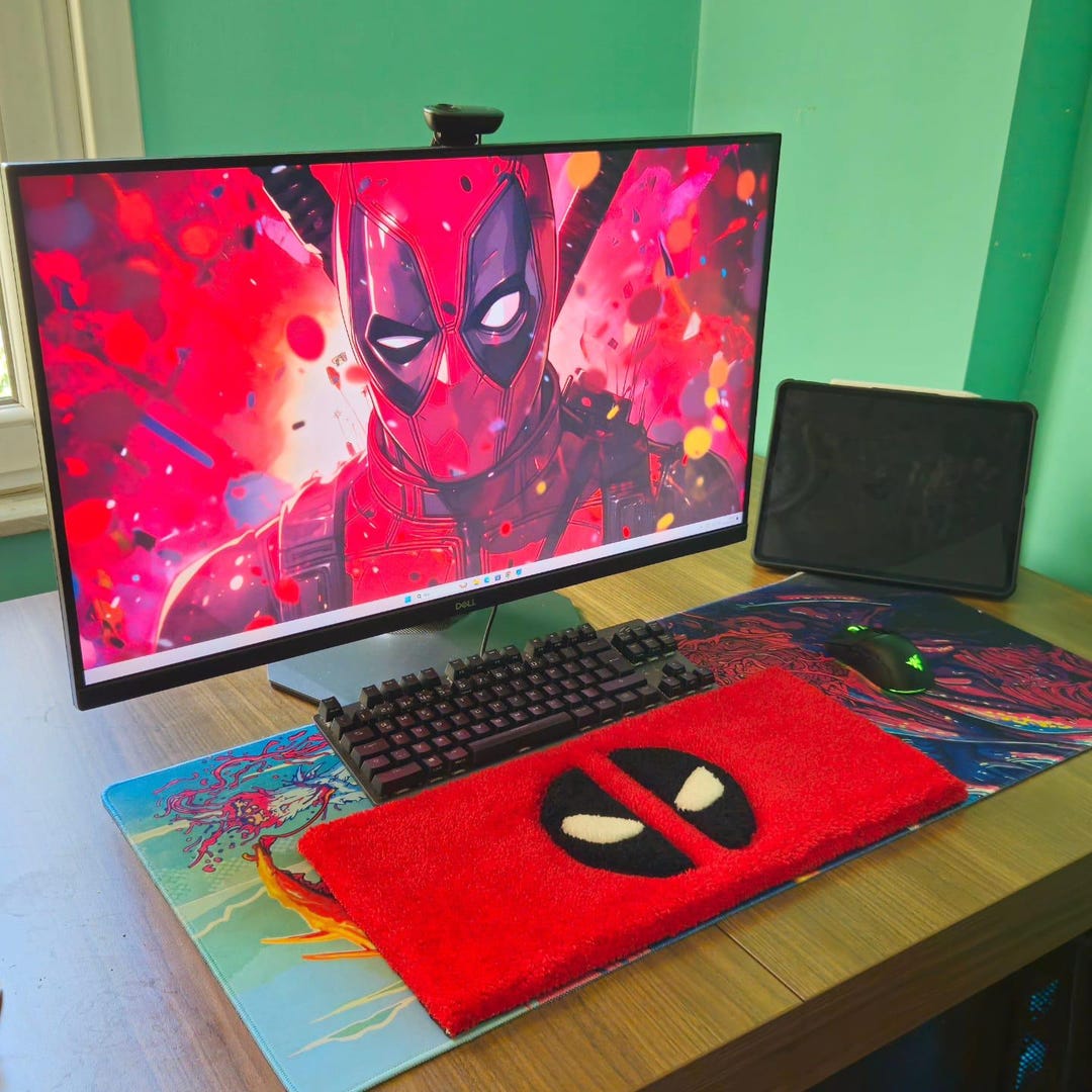 Deadpool Keyboard Rug / Custom Rug / Tufting / Gift for Rug - Etsy