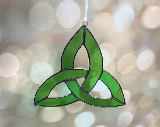 Stained Glass Celtic Trefoil Sun Catcher, Green Sun Catcher, Celtic ...
