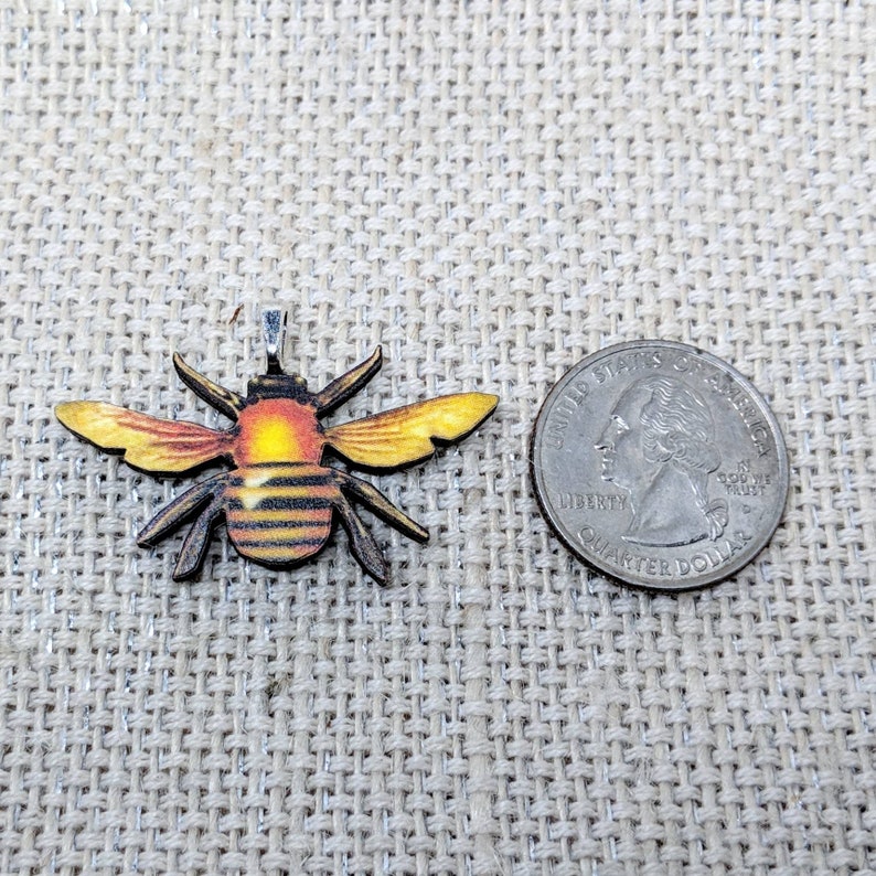 Bee Necklace / Bee Pendant / Bee Jewelry / Bee Accessory / | Etsy