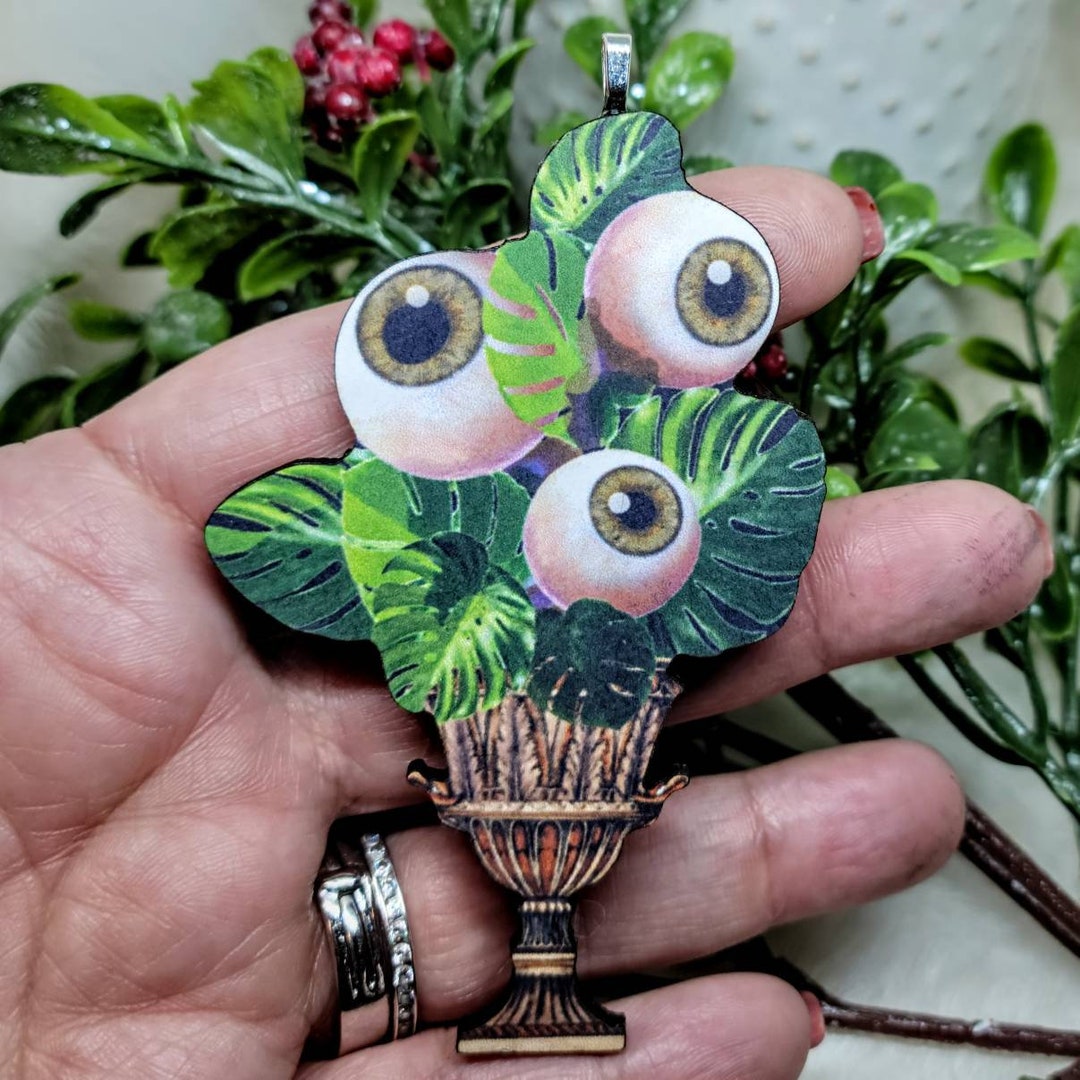 Eyeball Bush Ornament / Weird Christmas Gift Tag / Single Sided Design ...