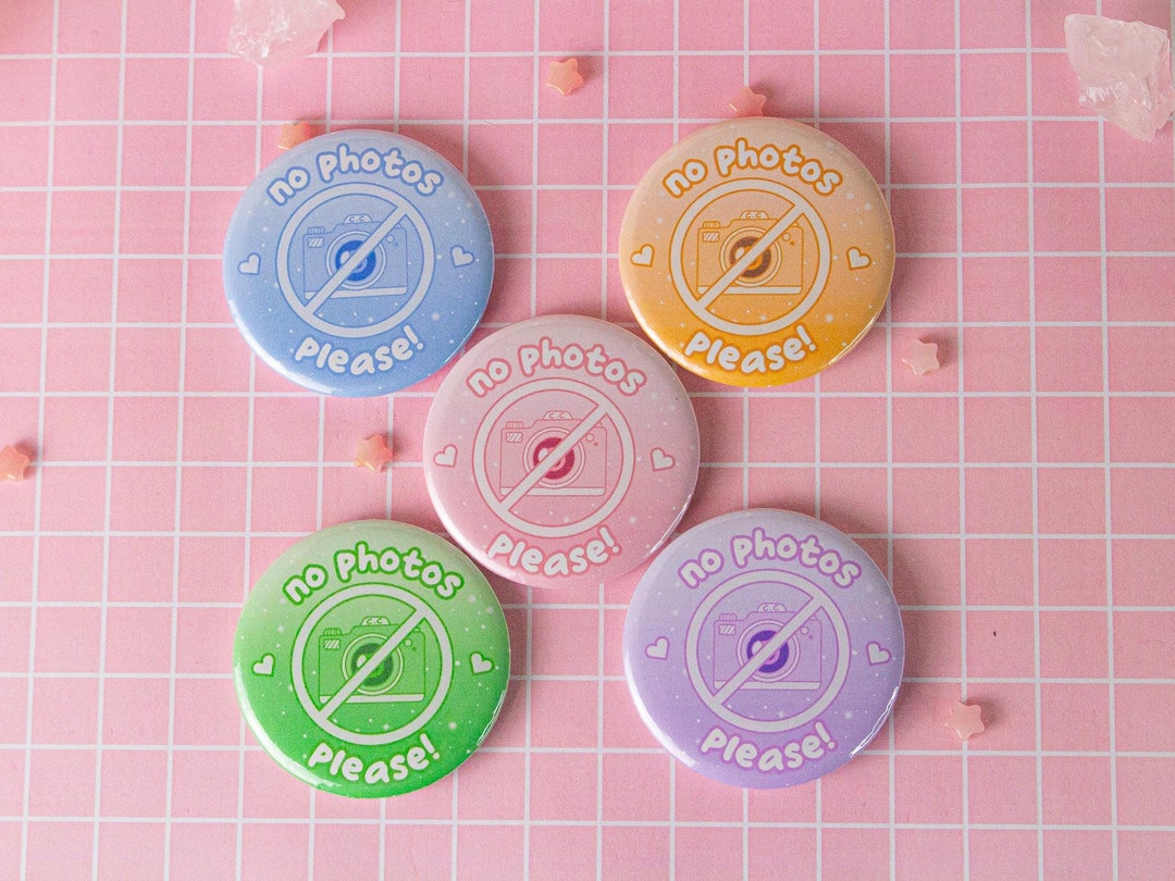No Photos Please Badge | Nonverbal Communication Aid | Cosplay Pin ...