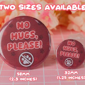 No Hugs, Please Badge Hug Traffic Light for Comic Conventions Button ...