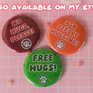 No Hugs, Please Badge Hug Traffic Light for Comic Conventions Button ...