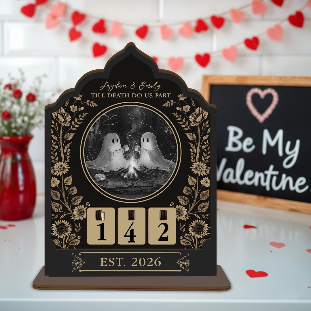 Custom Days in Love Tracker, Personalized Anniversary Counter, Romantic ...