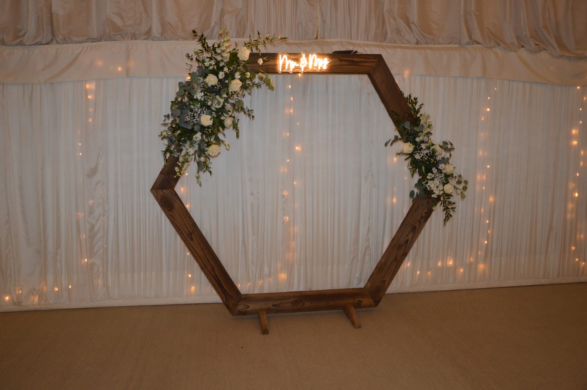 Hexagon Wedding Arch - Etsy UK