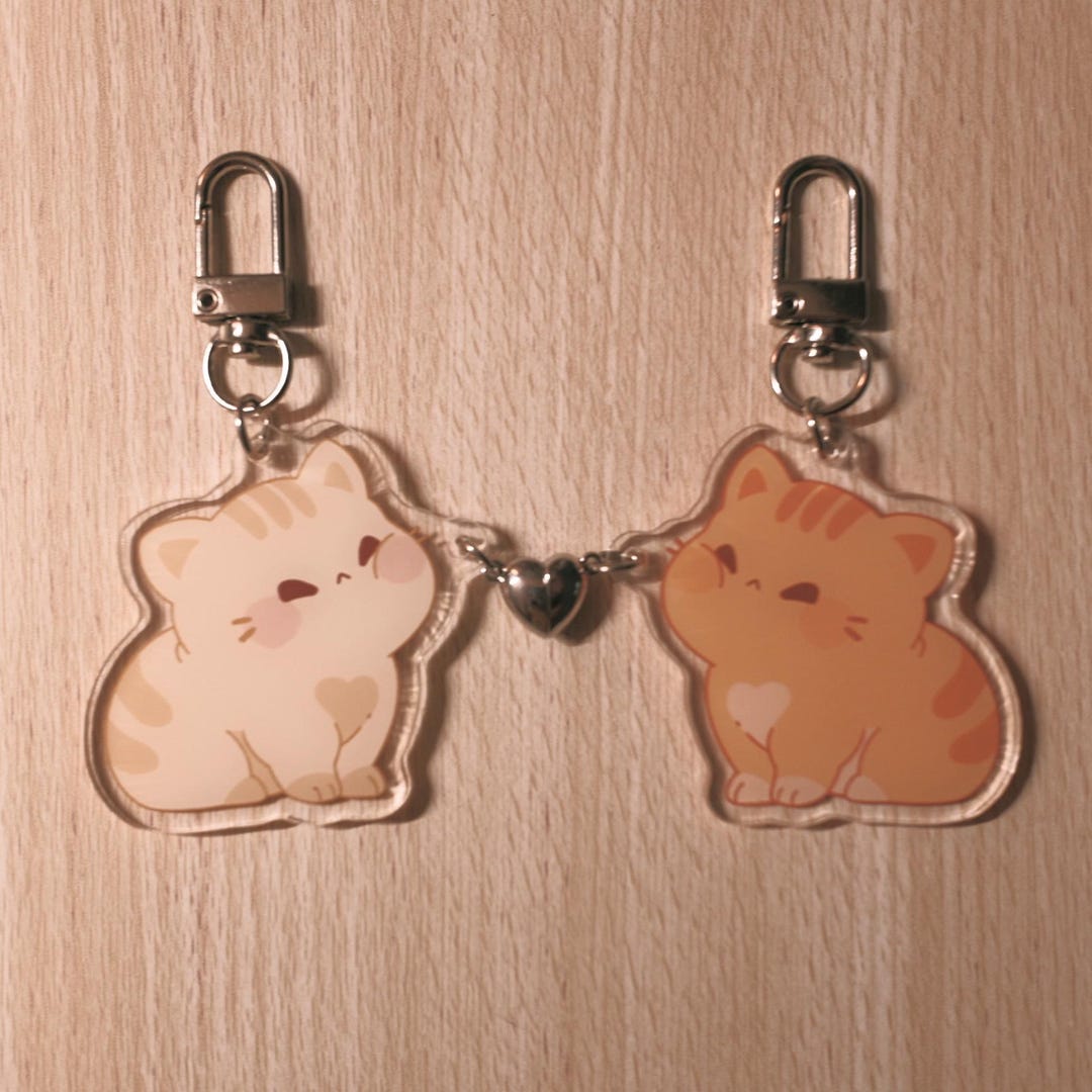 Cat Linking Heart Magnet Keychain - Etsy
