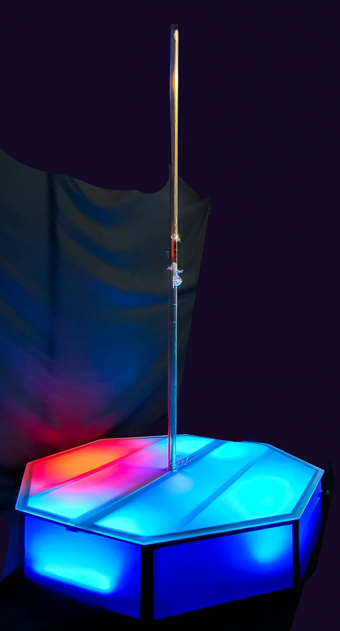 BRASS 10' Freestanding SPINNING Dance Pole in PORTABLE 5x5' Industrial ...