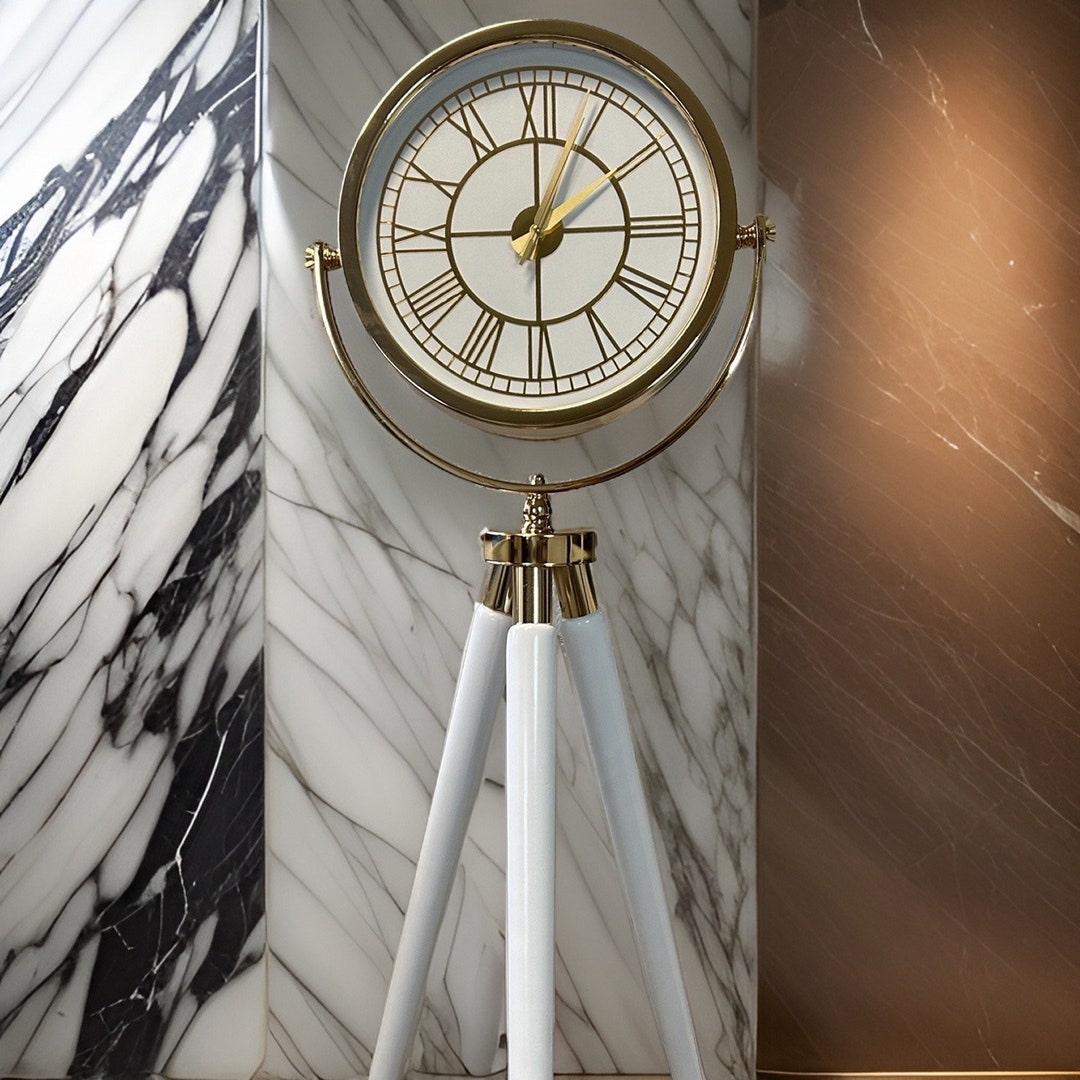 Eye-catching Luxury Grandfather Clock Designer Creative Tripod High ...