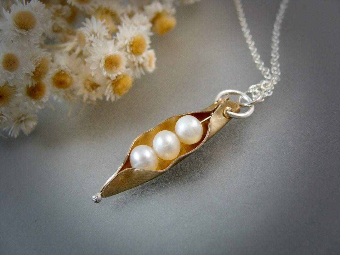 Pea Pod 14k Gold Fill and Pearl Pendant Mixed Metal Pendant - Etsy