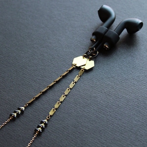 Modern Secure Earpods Holder Necklace, Geometric Brass Ear Buds Chain ...
