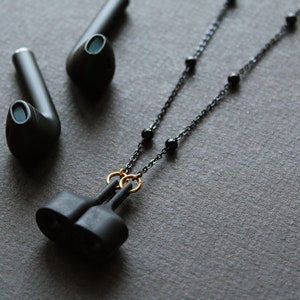 Anti Lost Earbud Chain Strap, Black and Gold Ear Pods Holder Necklace ...