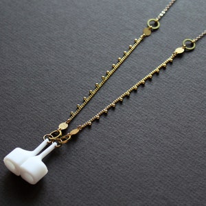Cute Dotted Anti-lost Earbud Chain Necklace, Gold Plated Ear Pods ...
