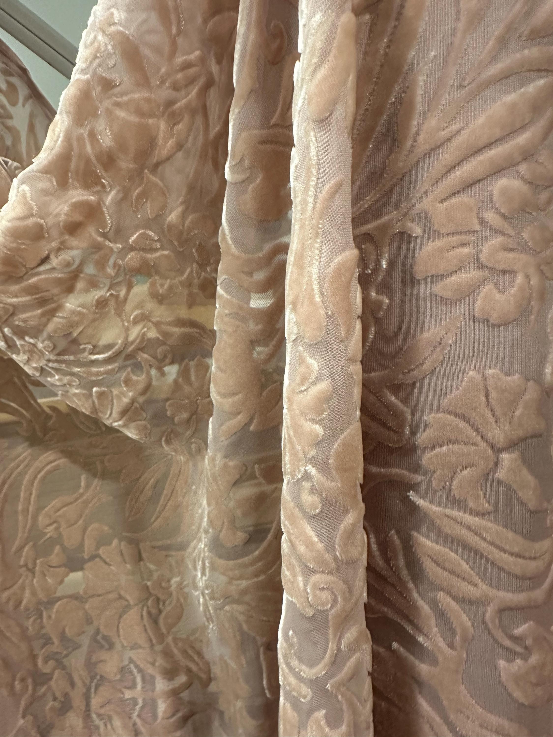 Dusty Pink, Silk Velvet Devore’. Lovely Floral Pattern. - Etsy