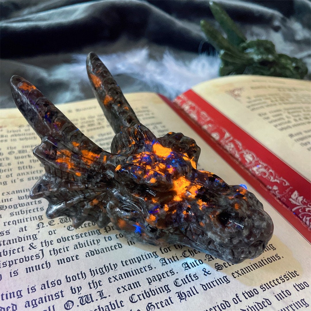 Natural Flame Stone Skull Dragon ,serpentine Stone Skull Dragon Quartz ...