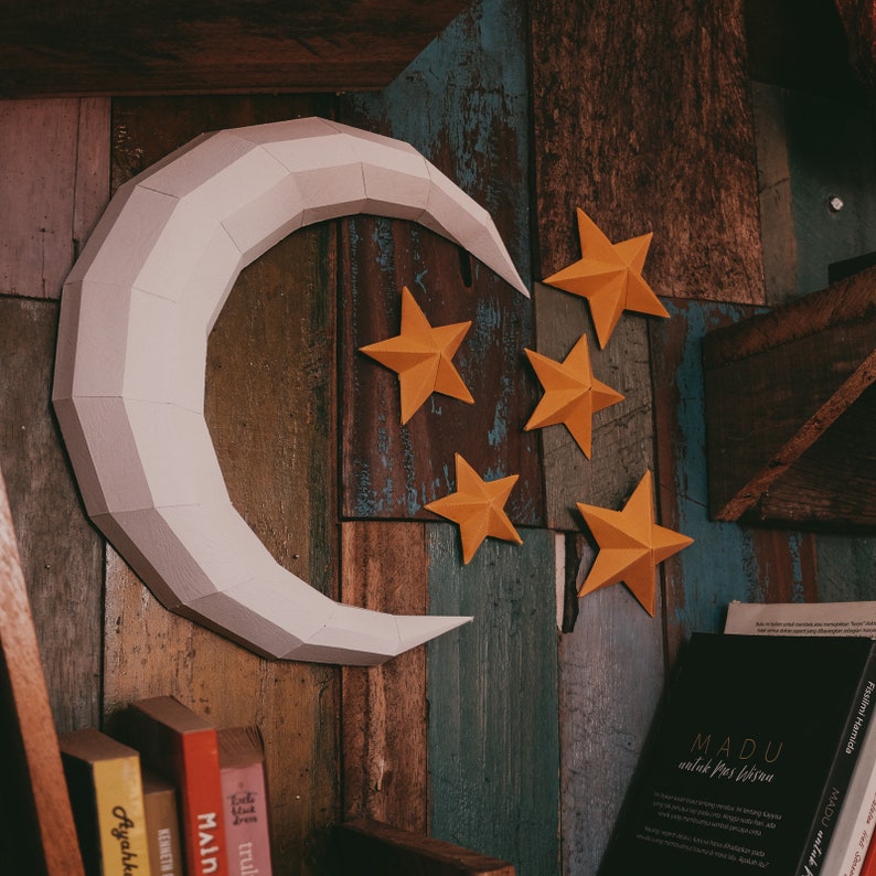 Low Poly Moon and Stars, Digital Template, Moon Papercraft 3D DIY ...