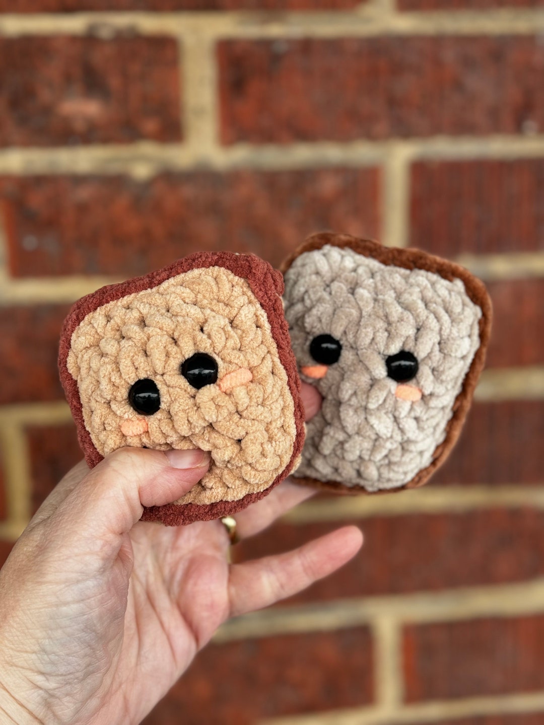 No-sew Plush Tiny Toast Crochet Pattern Market Mini PDF - Etsy