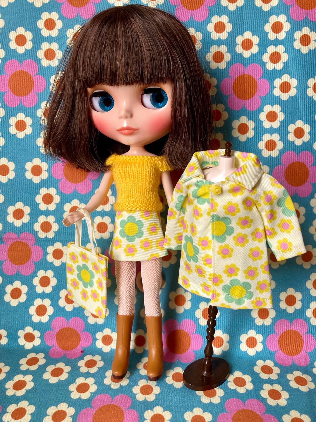 Yellow Mod Daisy 4 Piece Coat Set for Blythe Doll - Etsy