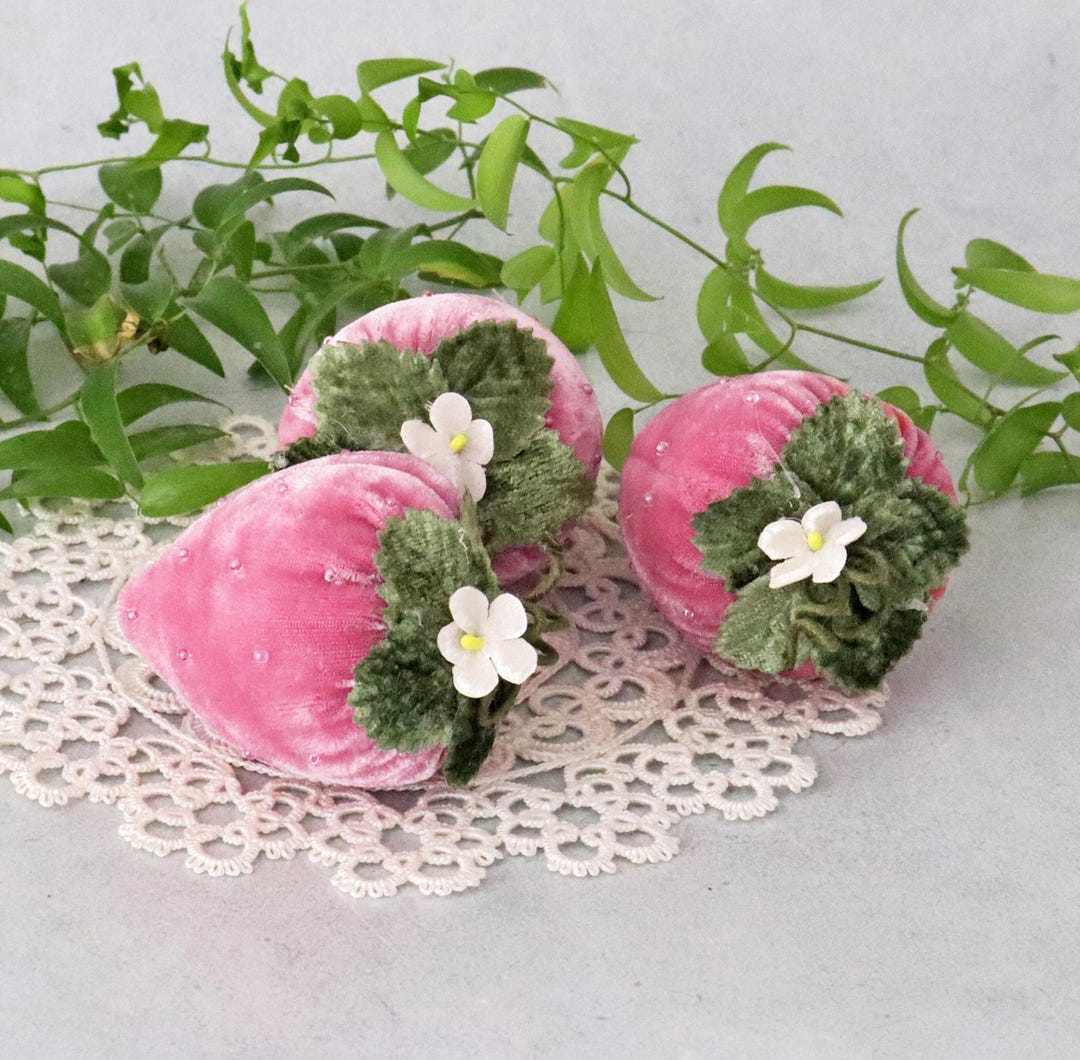 Pink Strawberry Sachet Lavender Sachet Beaded Velvet Strawberries ...