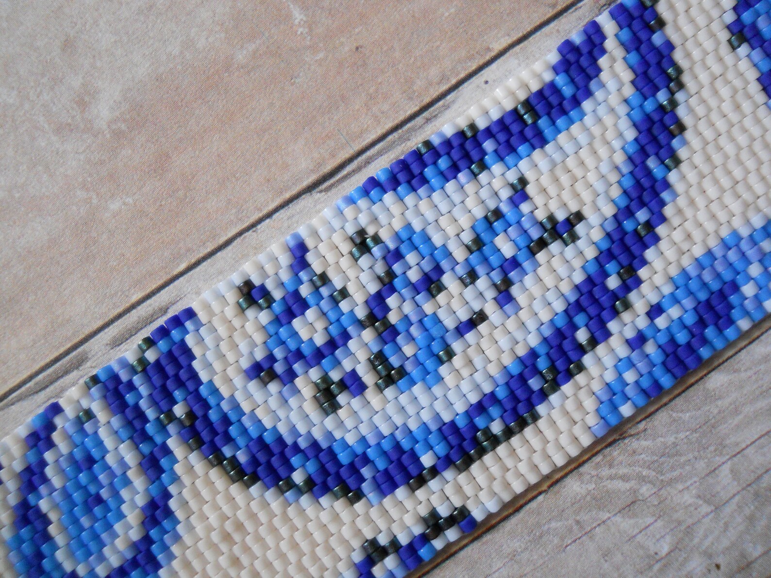 Pattern: 2-drop Even Count Peyote Stitch Blue & White - Etsy