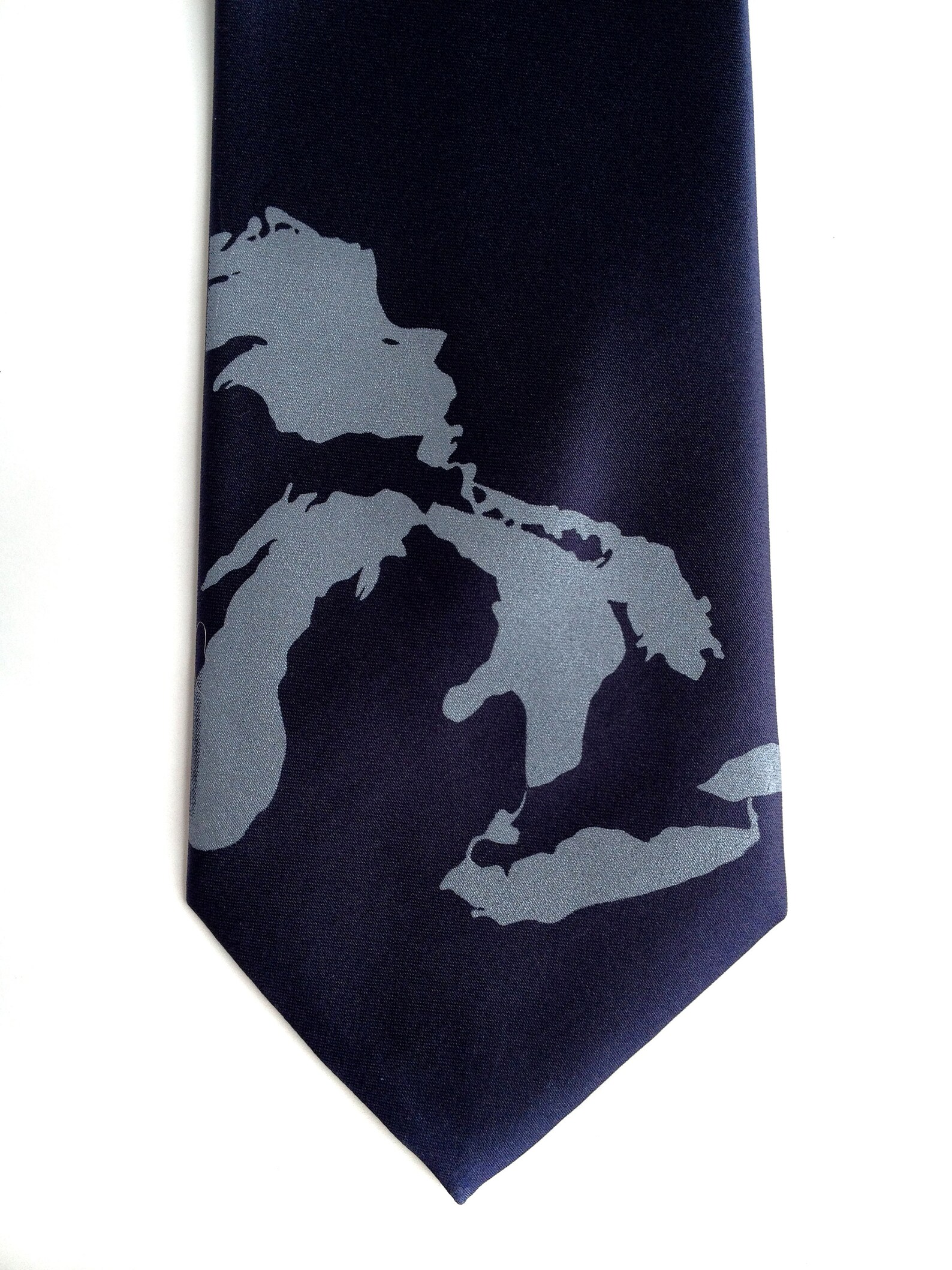 Great Lakes Map Tie, Men's Silk Necktie. Lake Michigan Tie, Lake ...