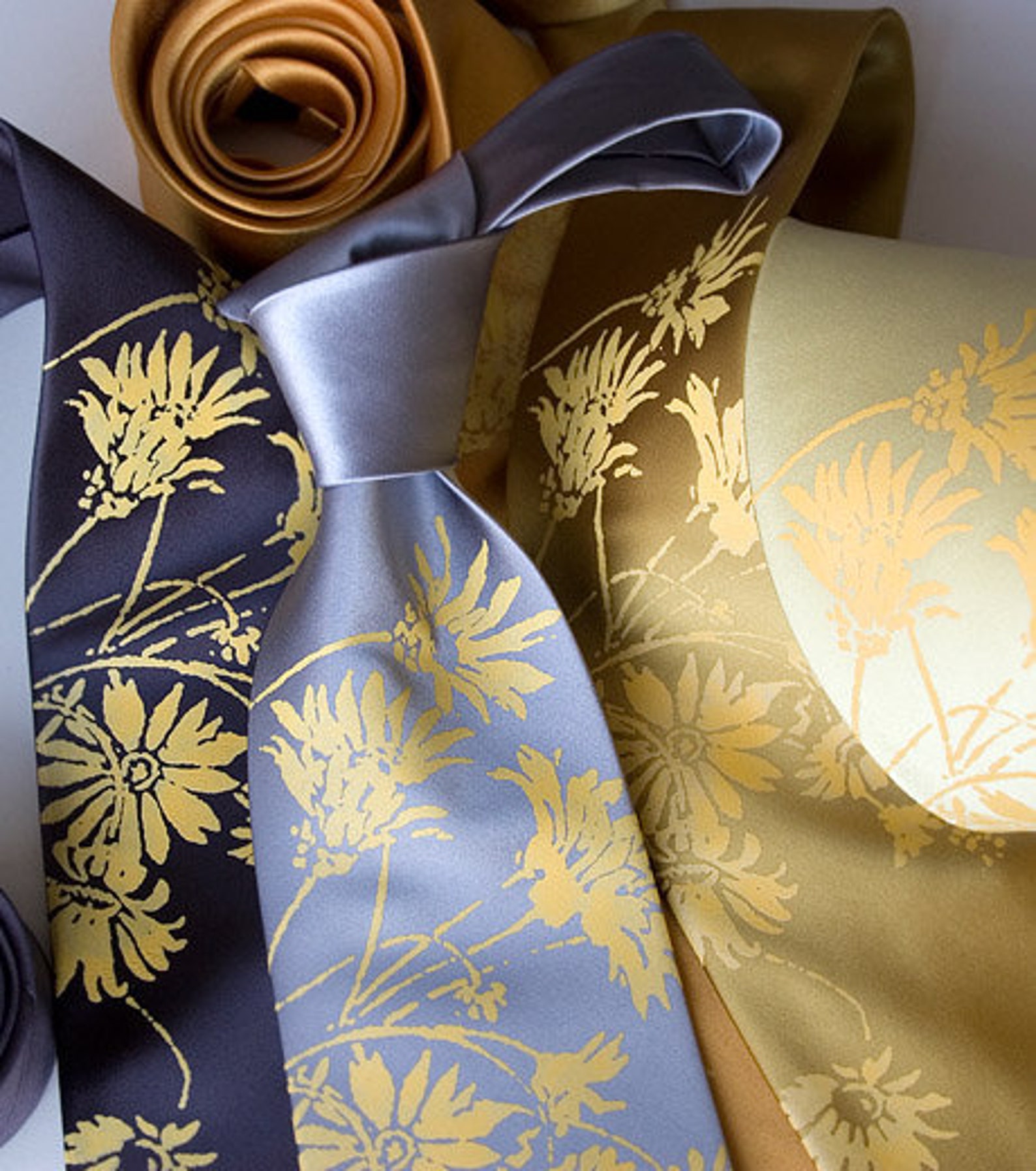 Daisy Print Necktie. Floral Necktie Floral Print Tie Flower - Etsy