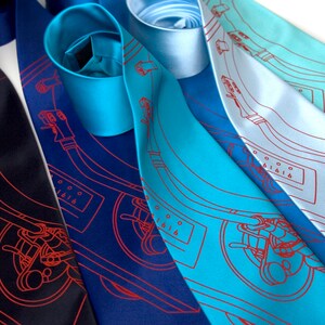 Gift for DJ, Dj Gifts for Men. Record Player Necktie, Technics 1200 ...